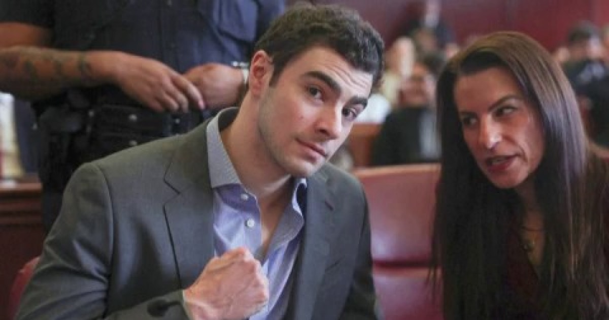 Mangione’s lawyers try to block prosecutors from seeking death penalty ...