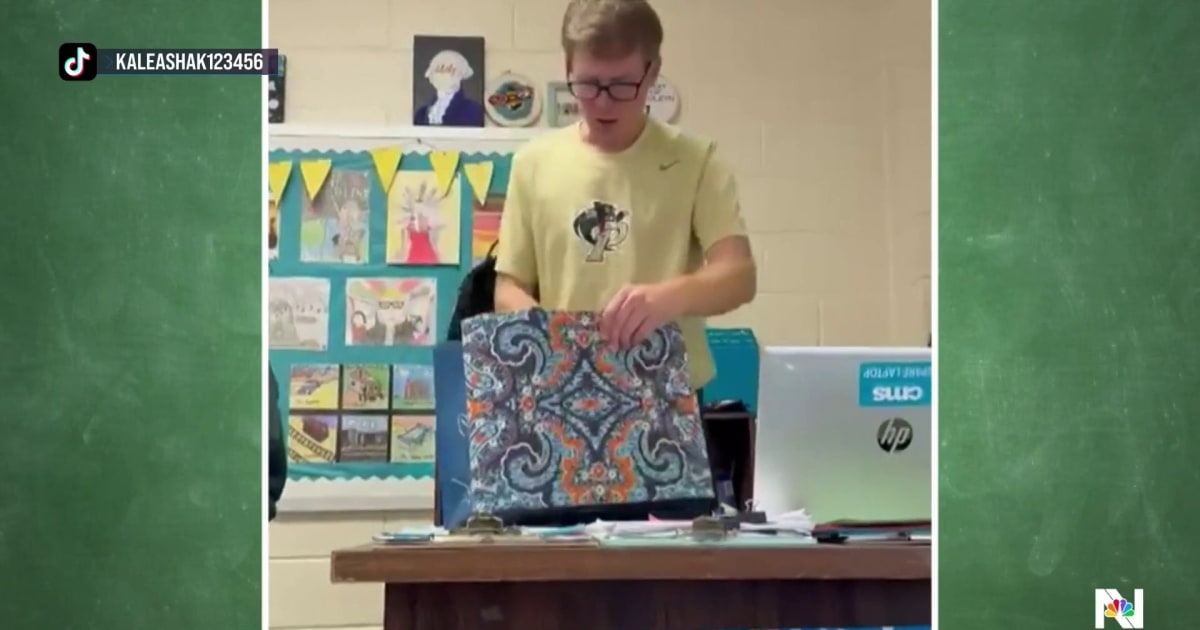 Students surprise teacher with thoughtful gift, inspired by something ...