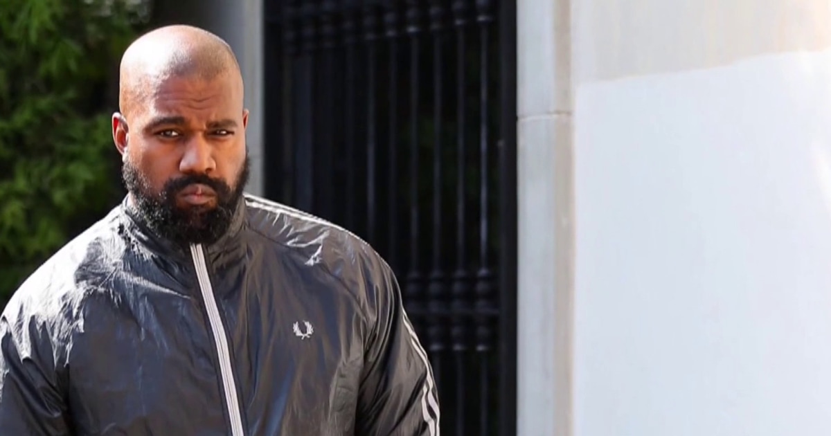 Rapper Ye apologizes for antisemitic comments in full-page ad