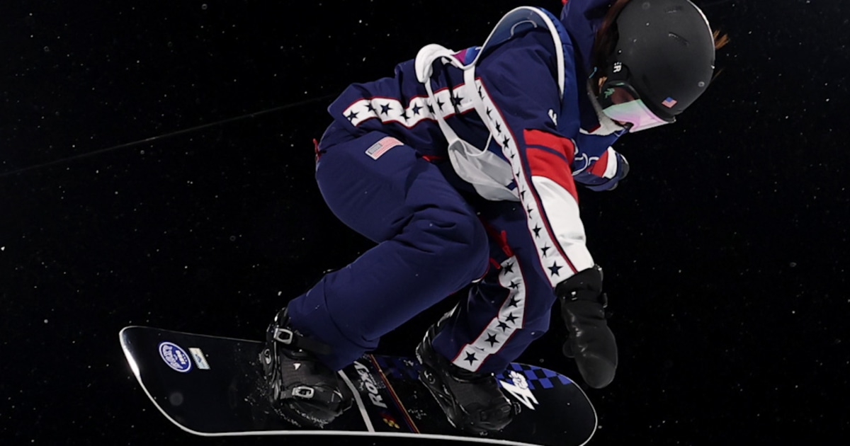 Shaun White: Chloe Kim’s snowboarding is in ‘own league’