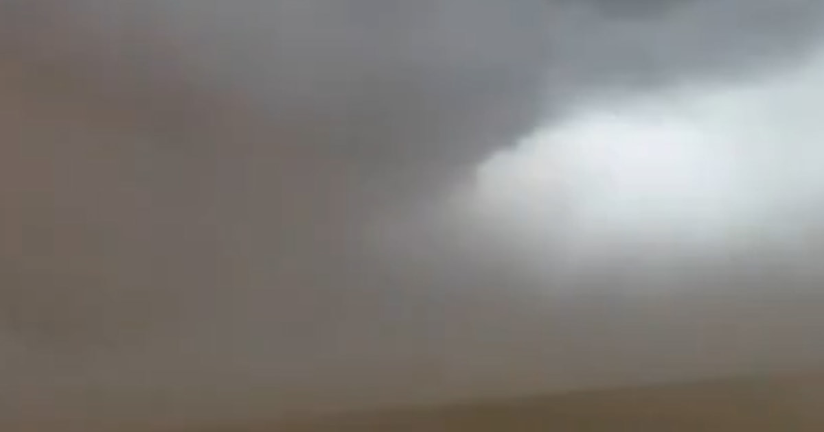 Video captures rotating funnel cloud in Colorado