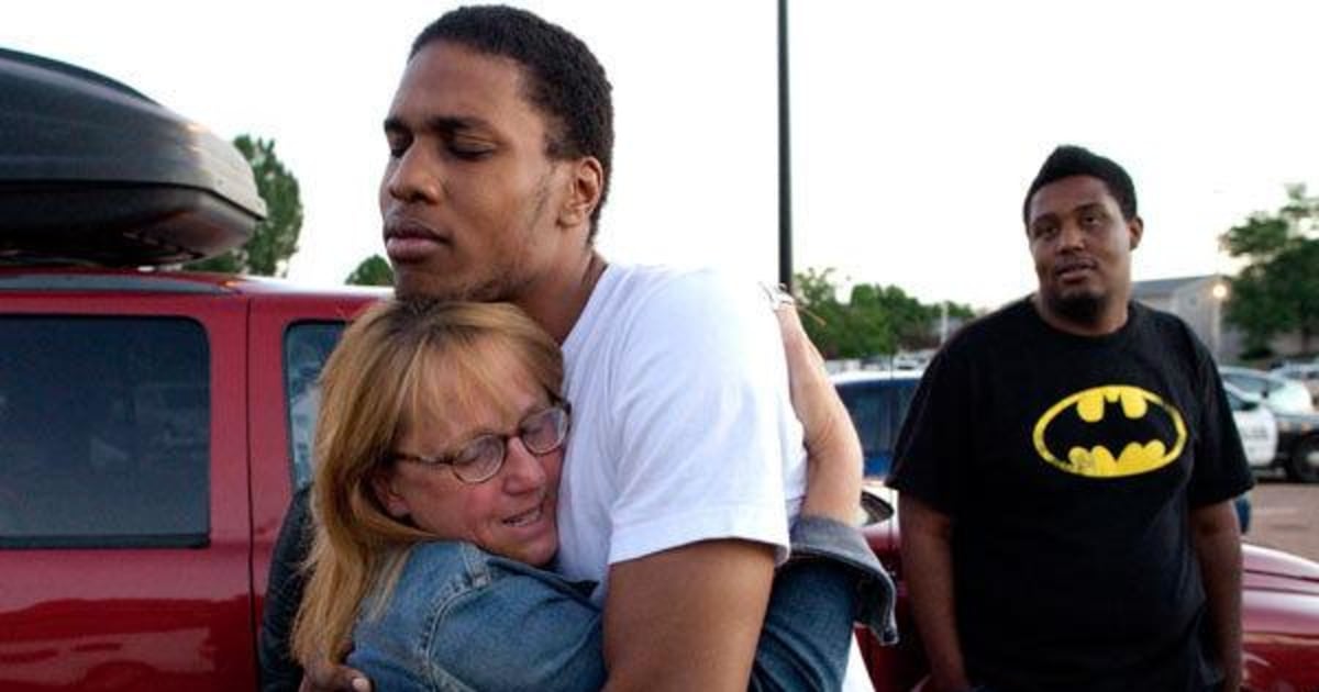 Scenes from Aurora shooting aftermath