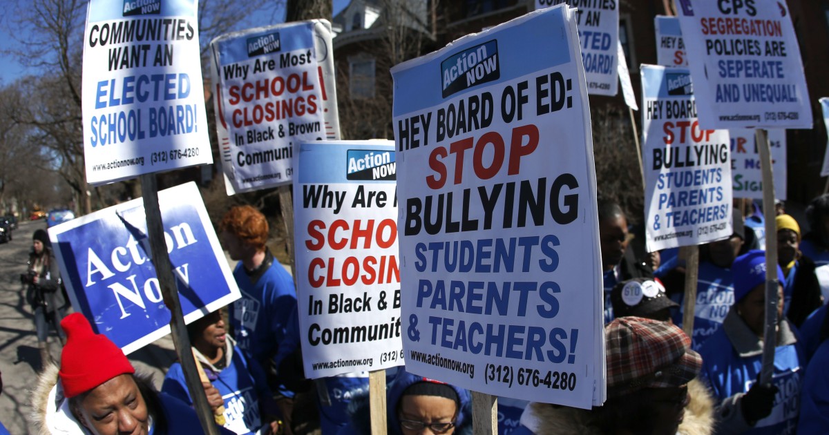 Chicago to close 61 school buildings
