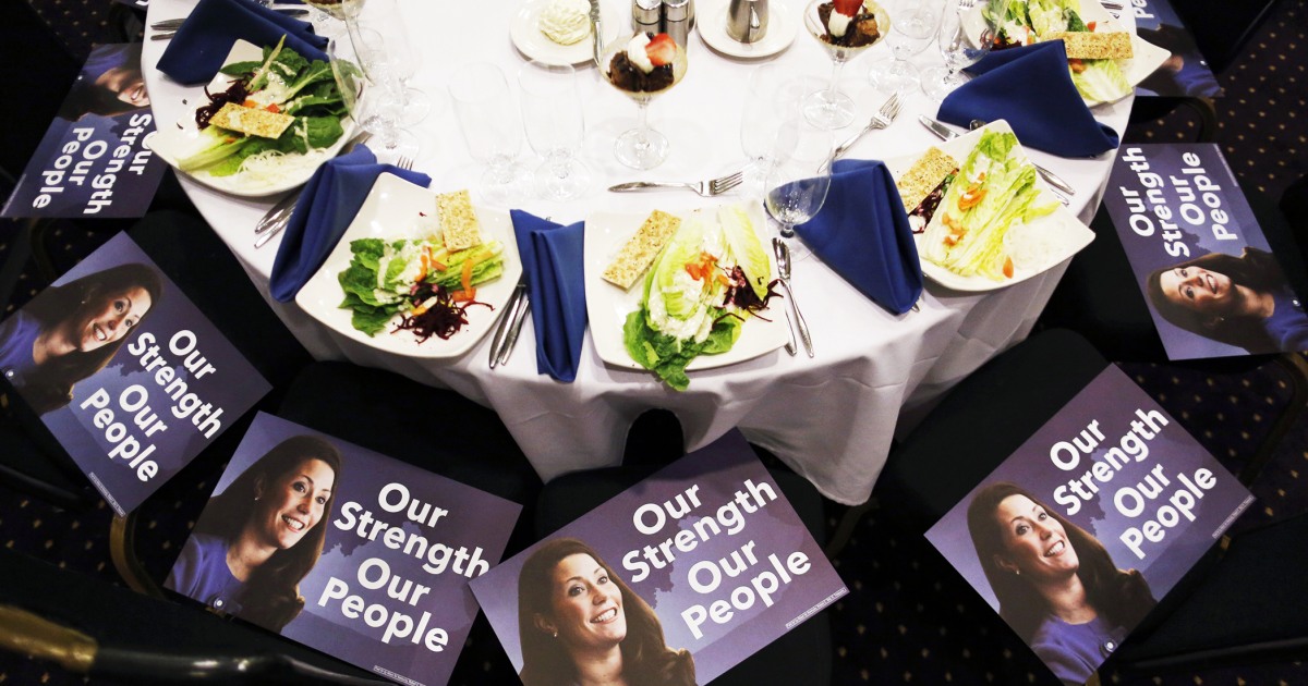 Democrat Alison Grimes out-fundraises McConnell