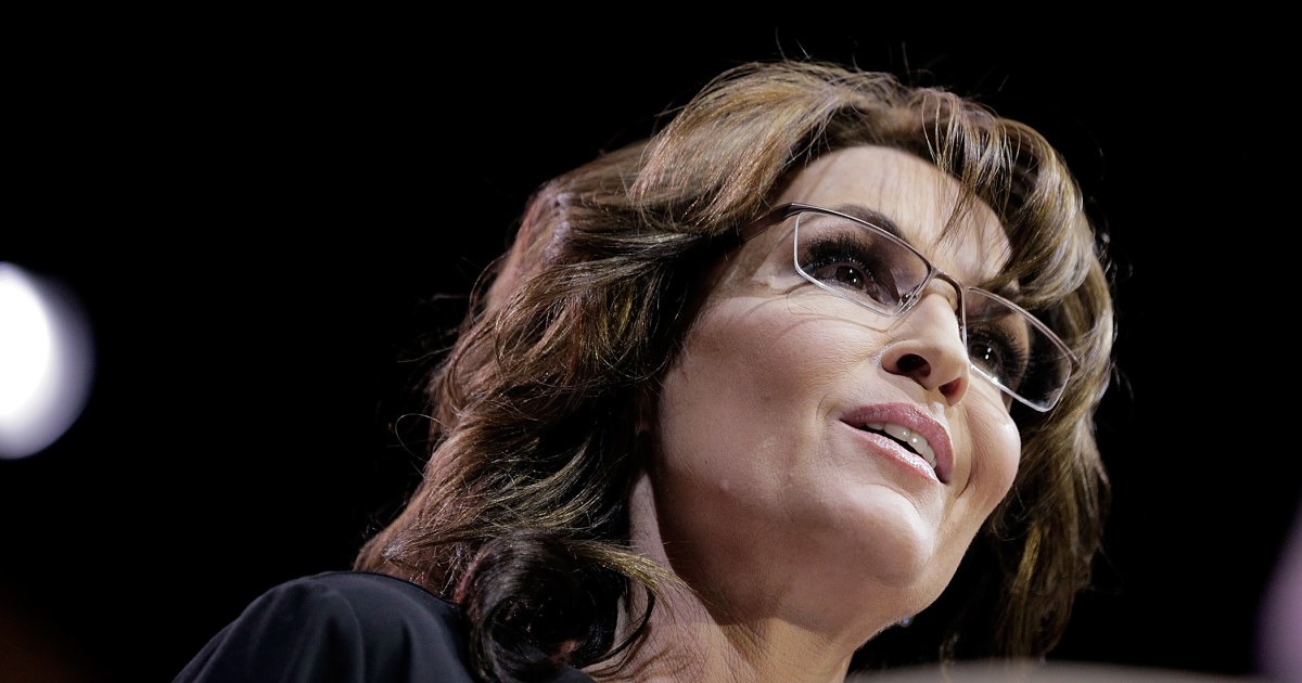 Sarah Palin delivers Alabama high school commencement speech
