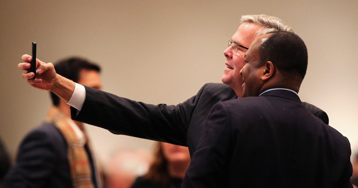 Jeb Bush, selfie king of Florida?