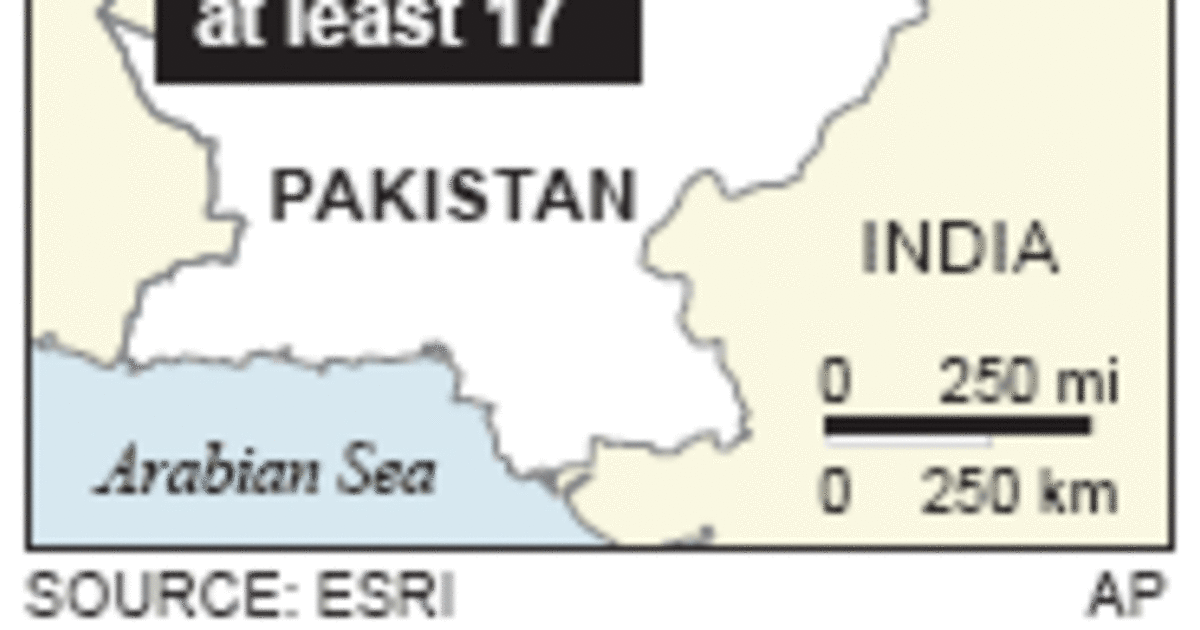 Pakistan Islamic groups decry U.S. after strike