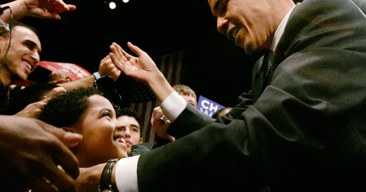 Obama’s young backers twist parents’ arms