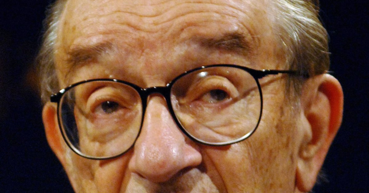 ‘Maestro’ Greenspan stands his ground