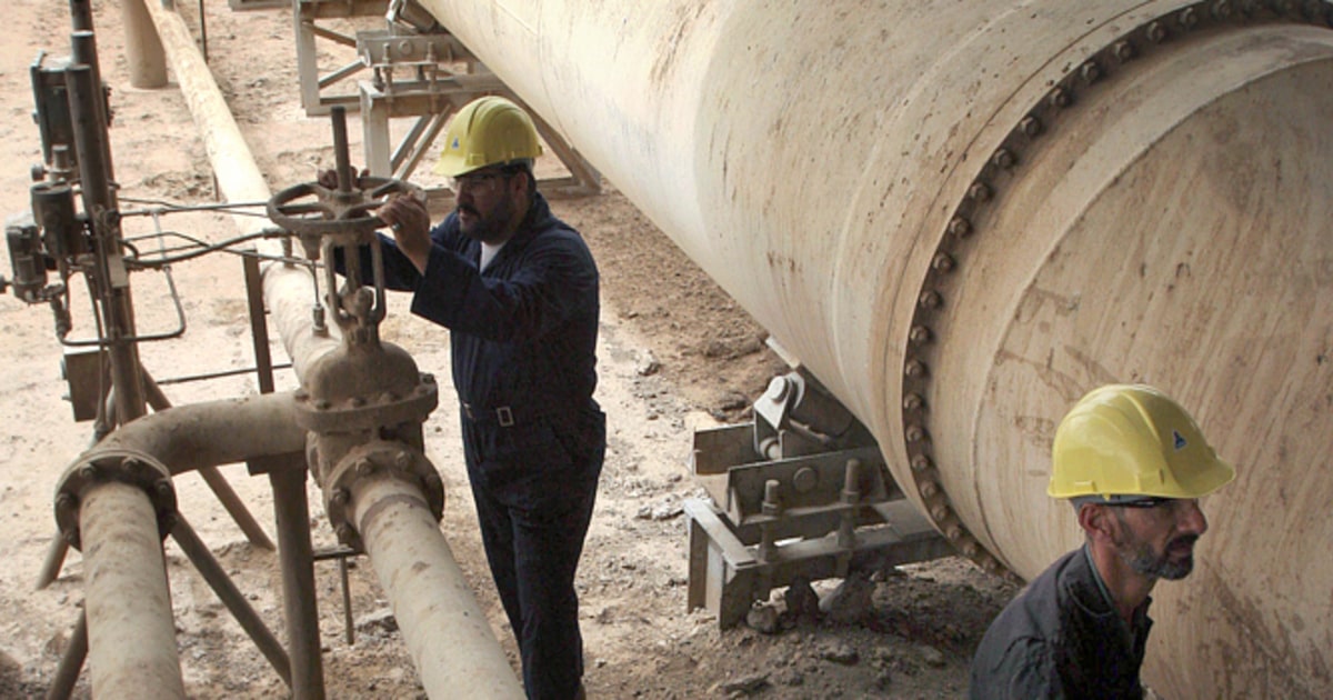 $120 billion effort to rebuild Iraq still lags