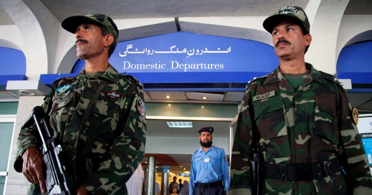 Pakistan airport on high alert after bomb threat