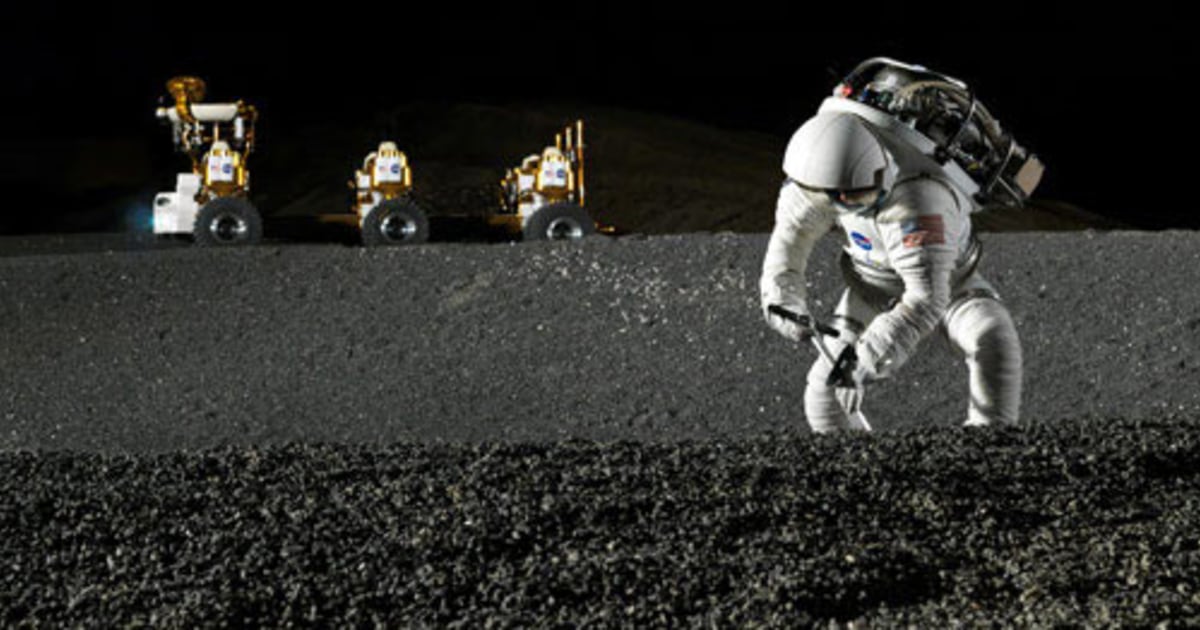 NASA chief: Moon base first, then Mars