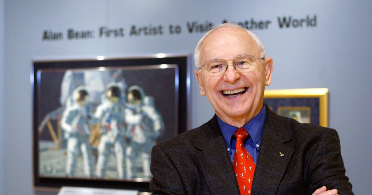 Former astronaut Alan Bean on artistic voyage