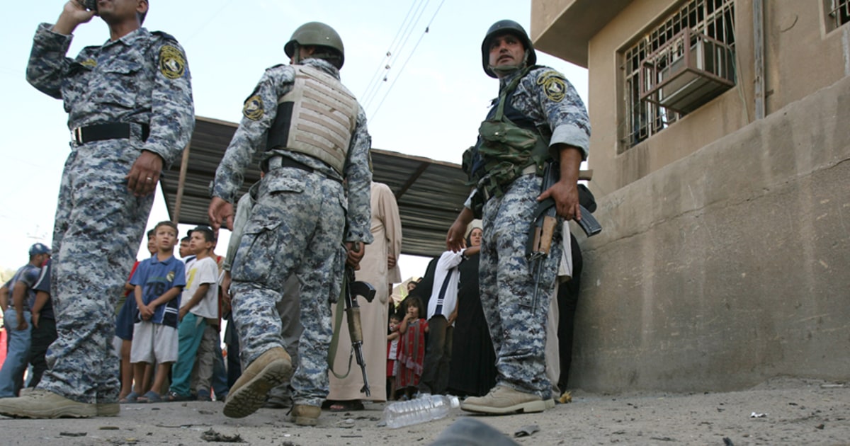 Bombers strike in Mosul, Baghdad, killing 13
