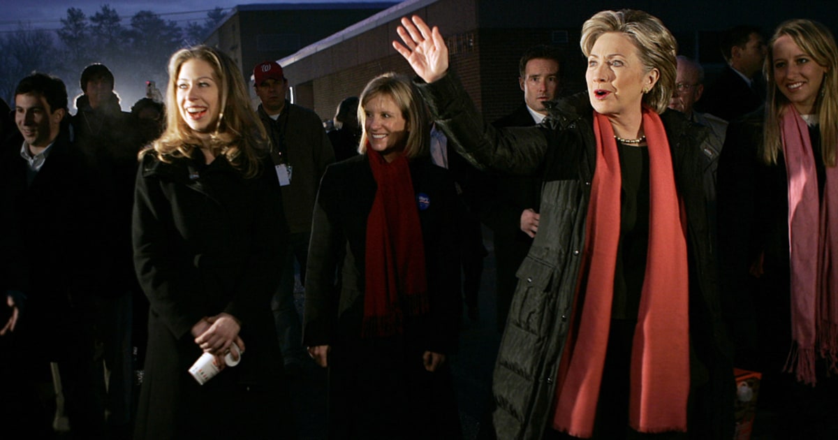 Sources: Shake-up in Clinton staff possible