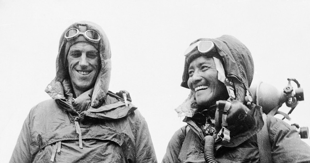 Everest conqueror Hillary dies at 88