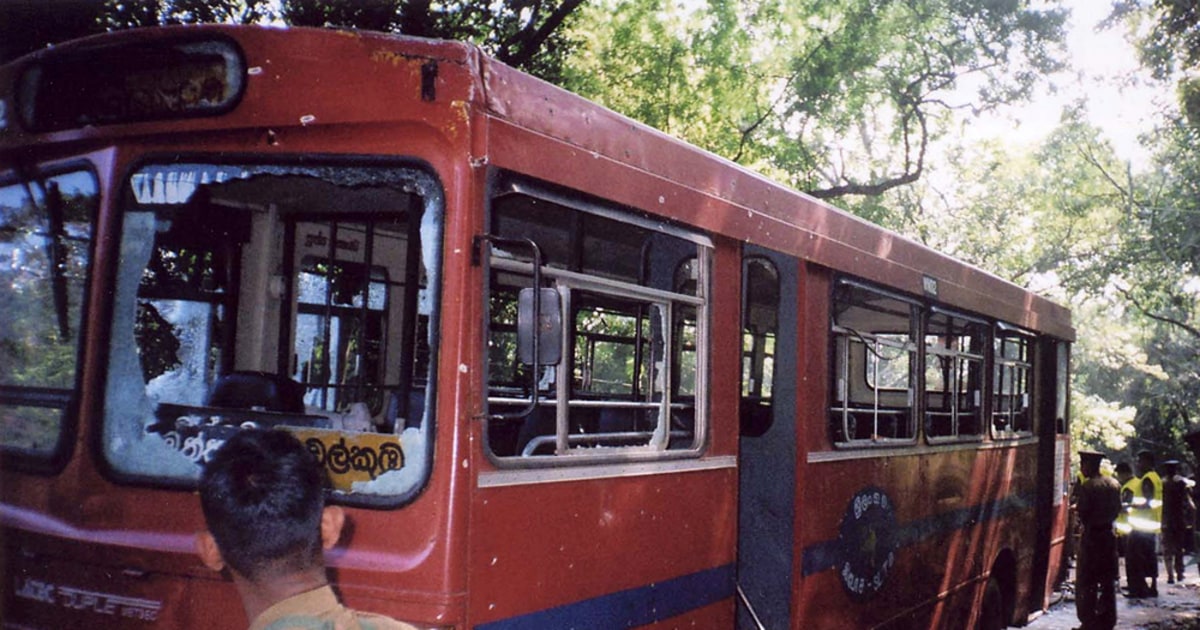 Bus bombing, gun attack kill 31 in Sri Lanka
