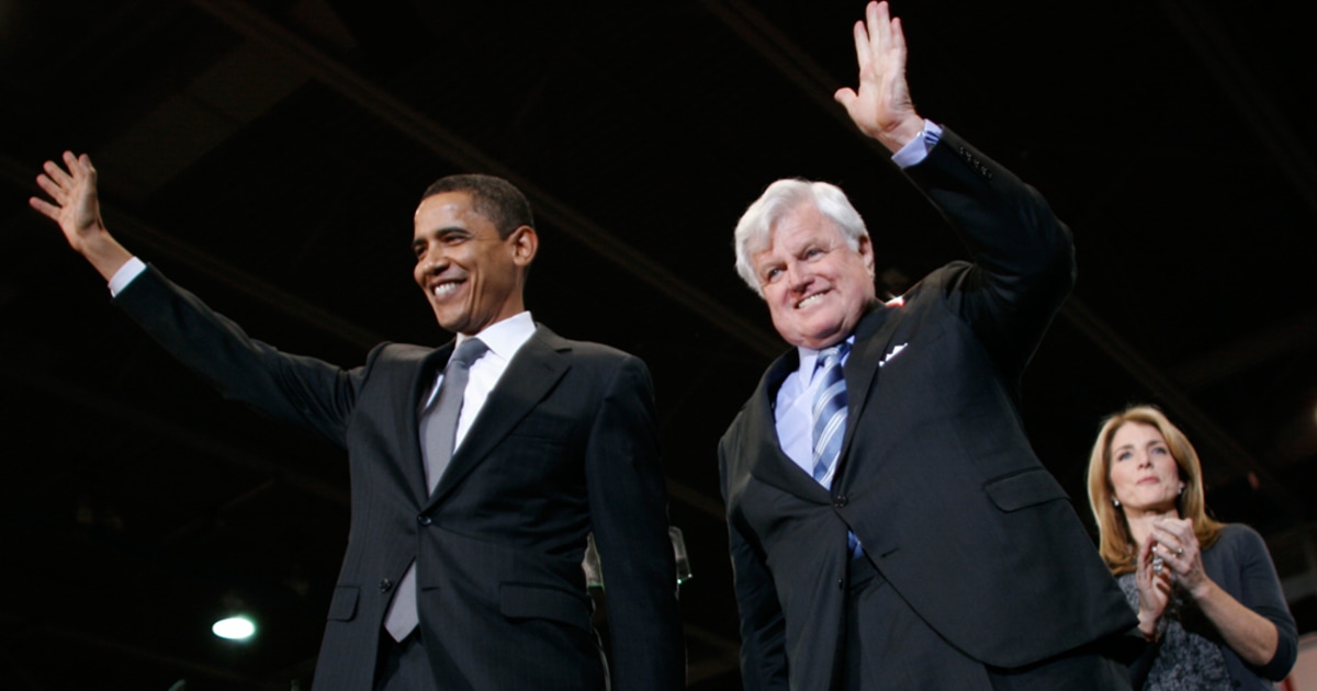 Kennedy revels in limelight on trail for Obama