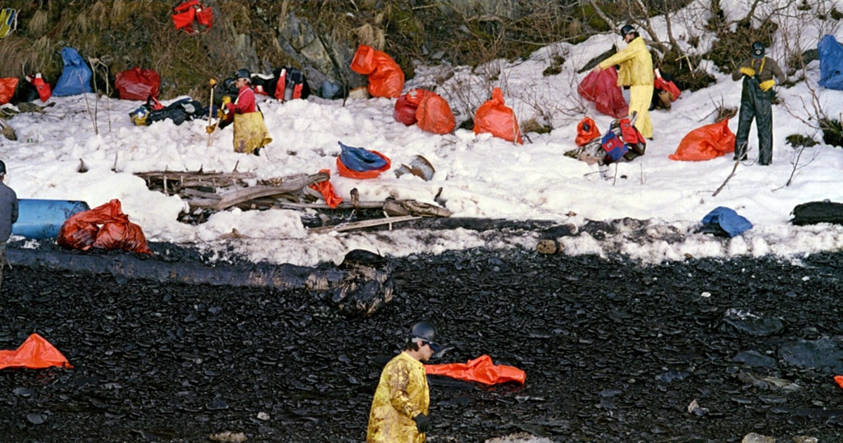 19 years later, Exxon oil spill before high court