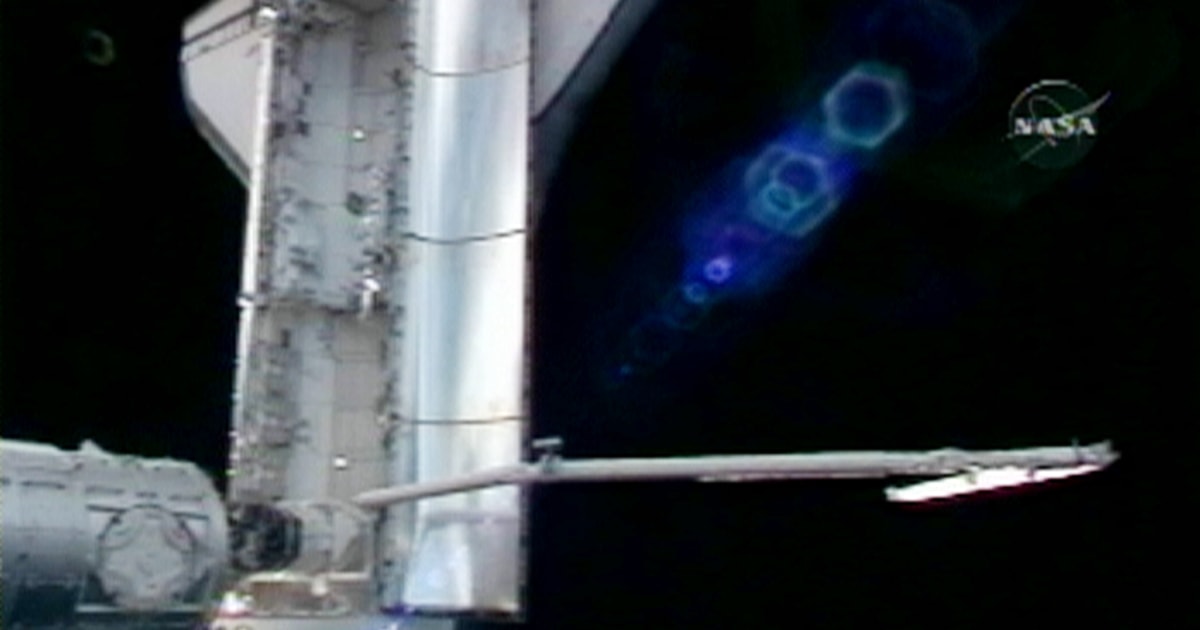 Astronauts prepare for fifth spacewalk