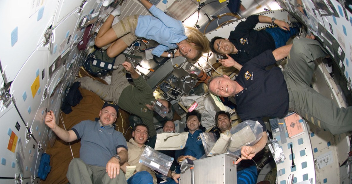 Astronauts wrap up space station work