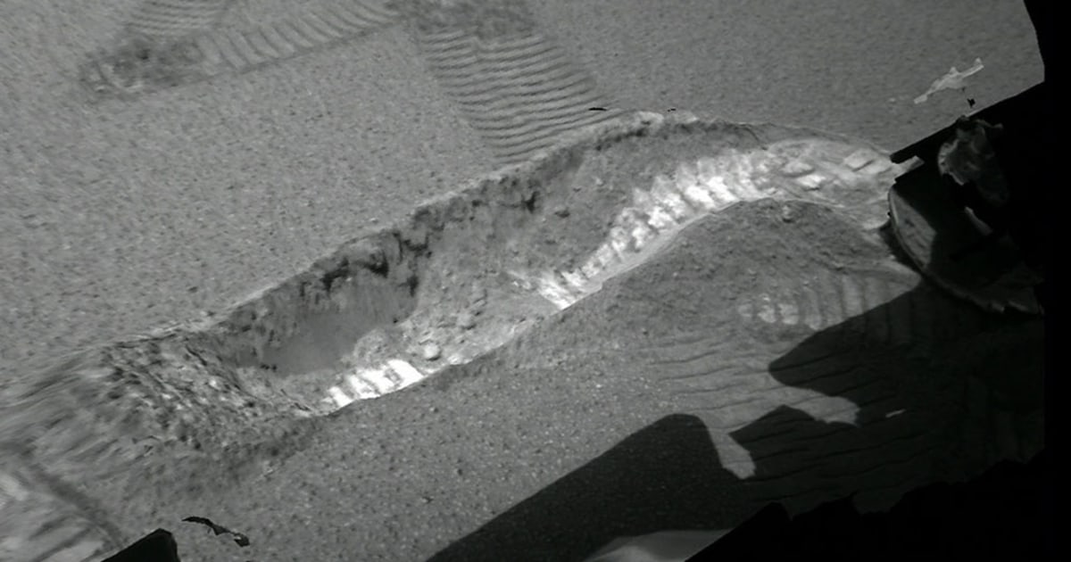 Mars rover digs hole in search of science