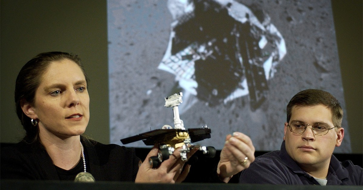 Mars rover stands up, ready to roll