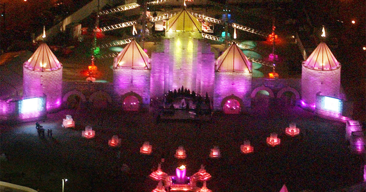 St. Paul opens massive ice palace