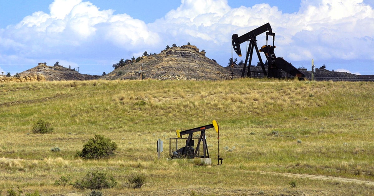 Depleted oil wells a global warming tool?