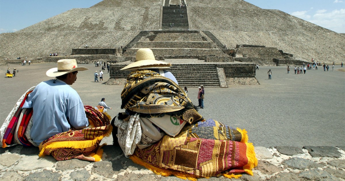 Space dust to unlock Mexican pyramid secrets