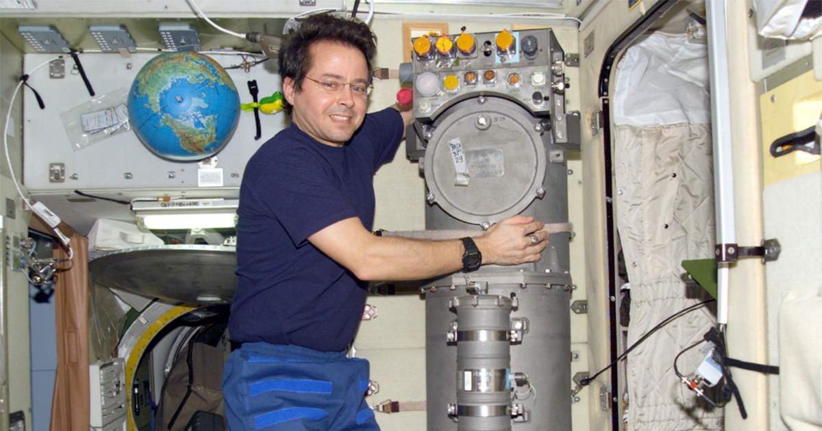 Oxygen has its ups and downs on space station