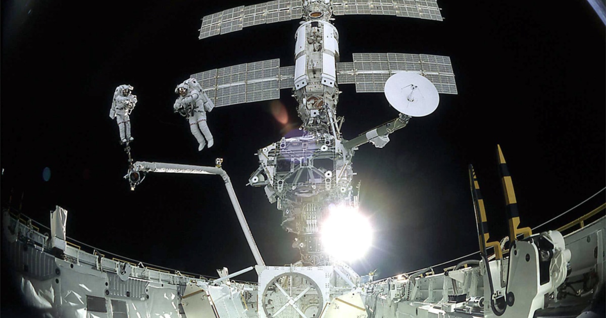 Space station offers key lessons for Mars