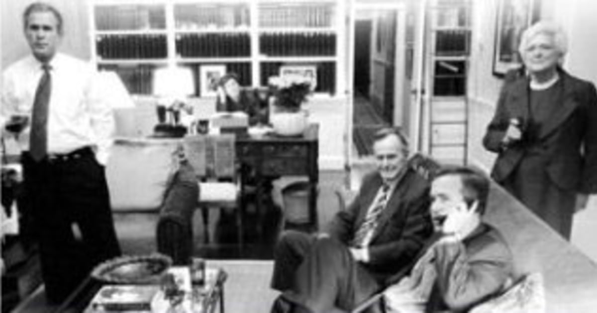 The Bushes: Portrait of a Dynasty