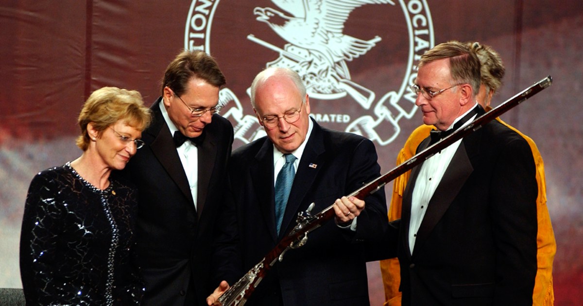 Cheney portrays Kerry as threat to gun owners