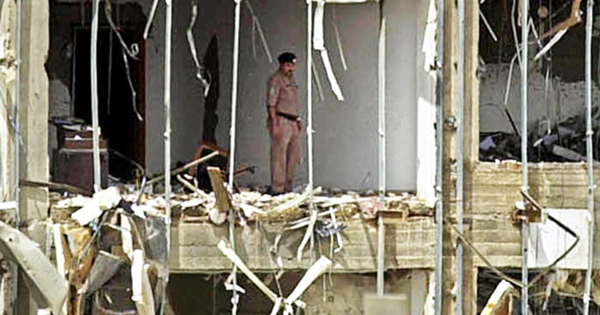 Bombed building in Saudi capital searched for clues