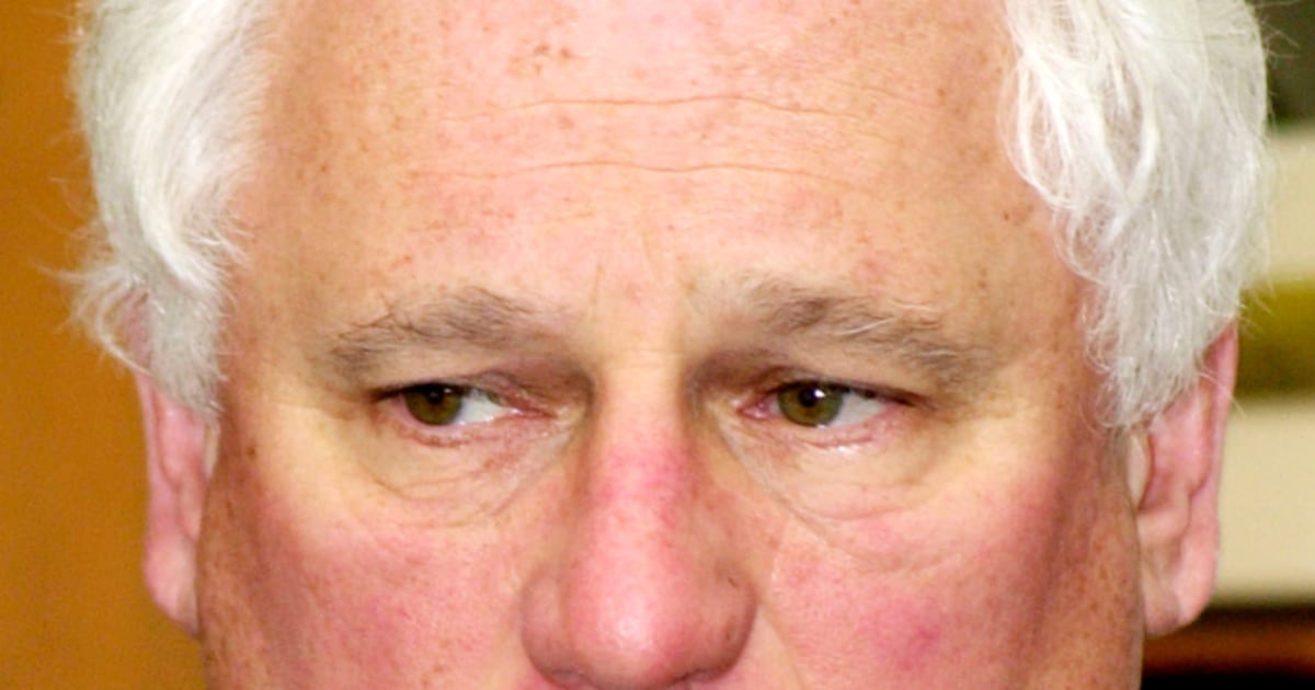 Ex-Ore. governor admits affair with 14-year-old girl