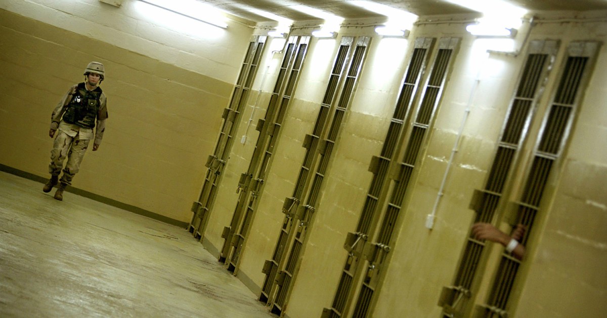 Soldiers, detainees tell stories behind pictures