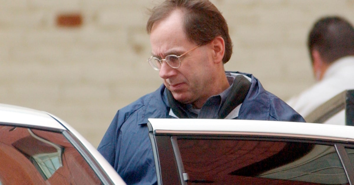 Judge dismisses deadlocked Nichols jury