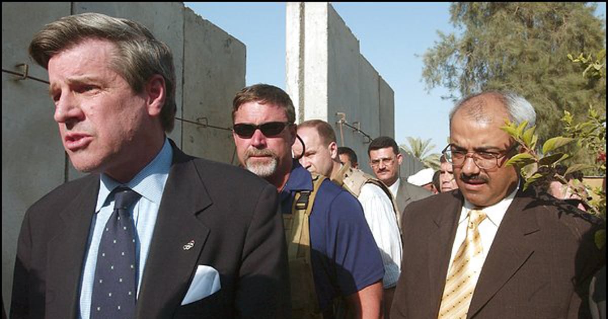 U.S. edicts curb power of Iraq's leadership