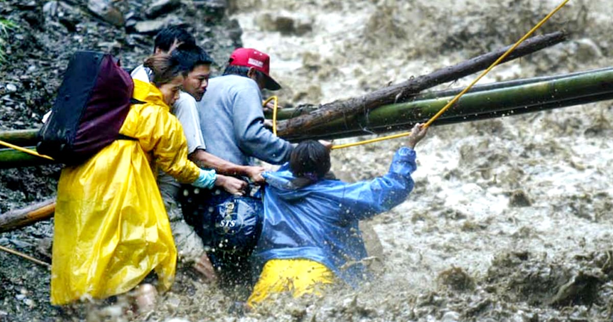 Taiwan storm cuts off thousands