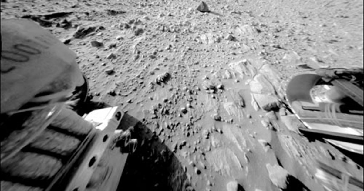 Spirit hits rock paydirt on Mars