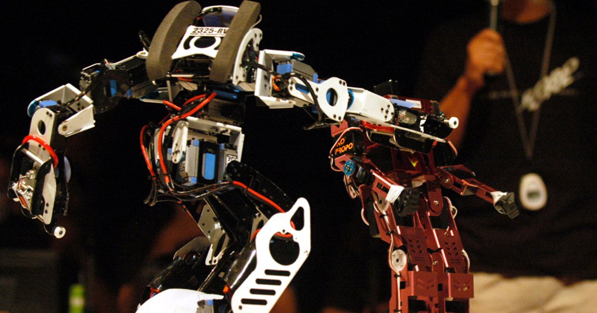 Fighting robots rumble in the ring