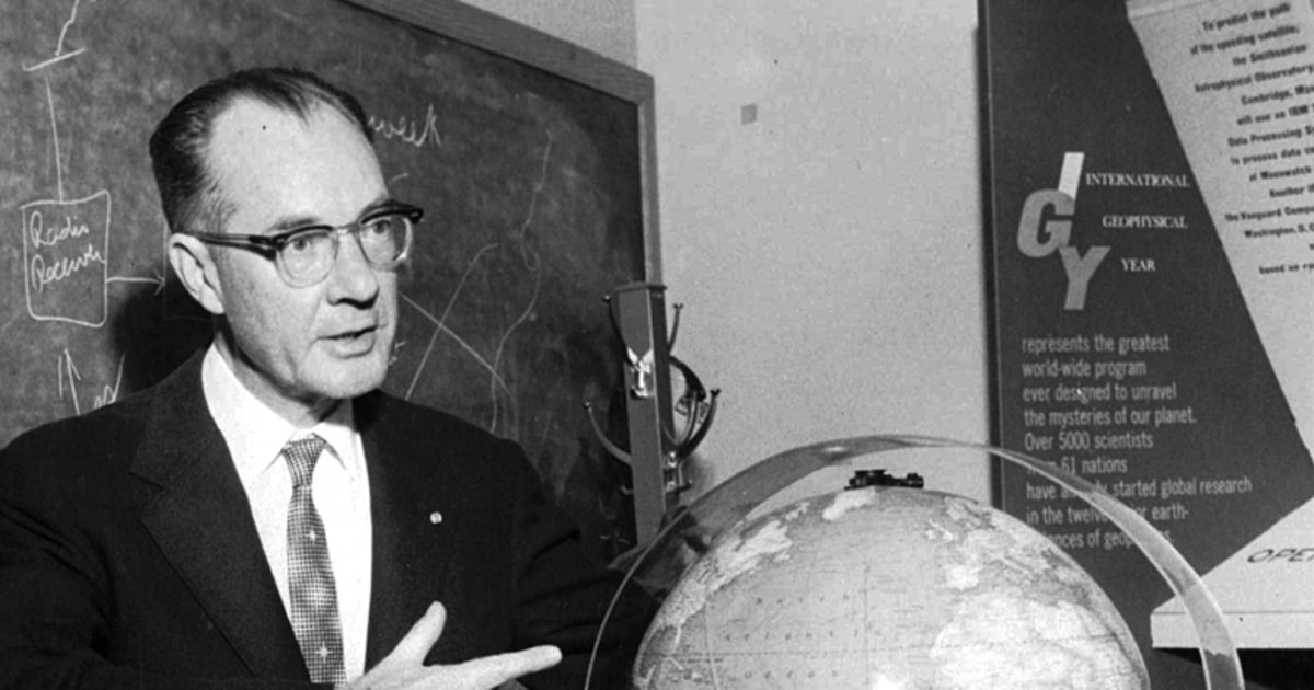 Comet research pioneer Whipple dies