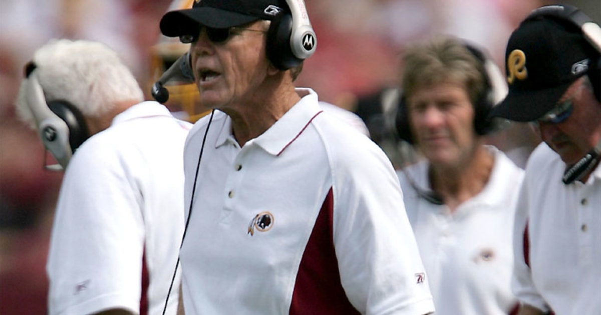 Smash-mouth mentalitymakes Gibbs smile