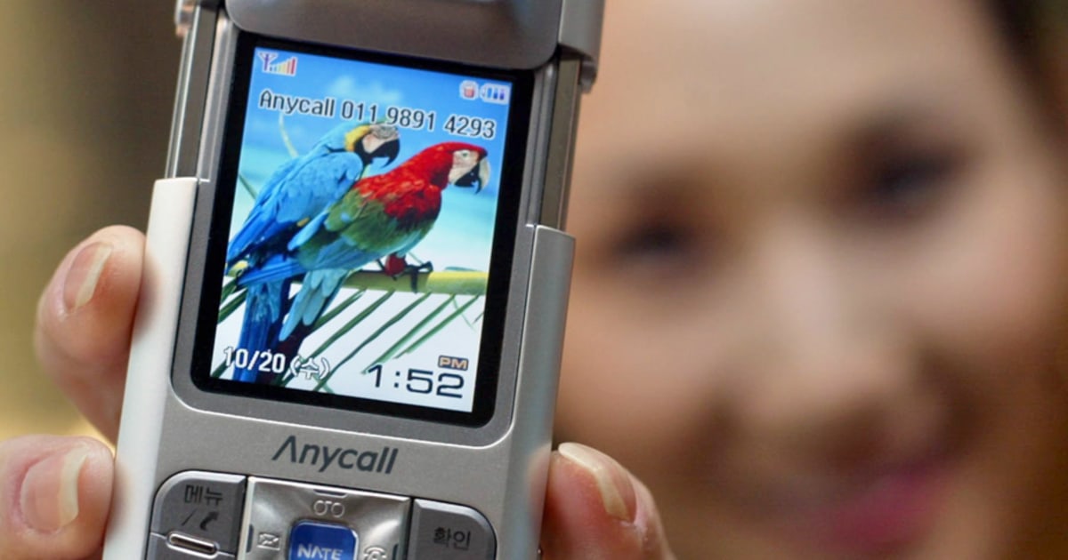 Samsung unveils first 5-megapixel cameraphone