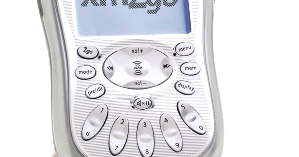 XM unveilsportable satellite radio