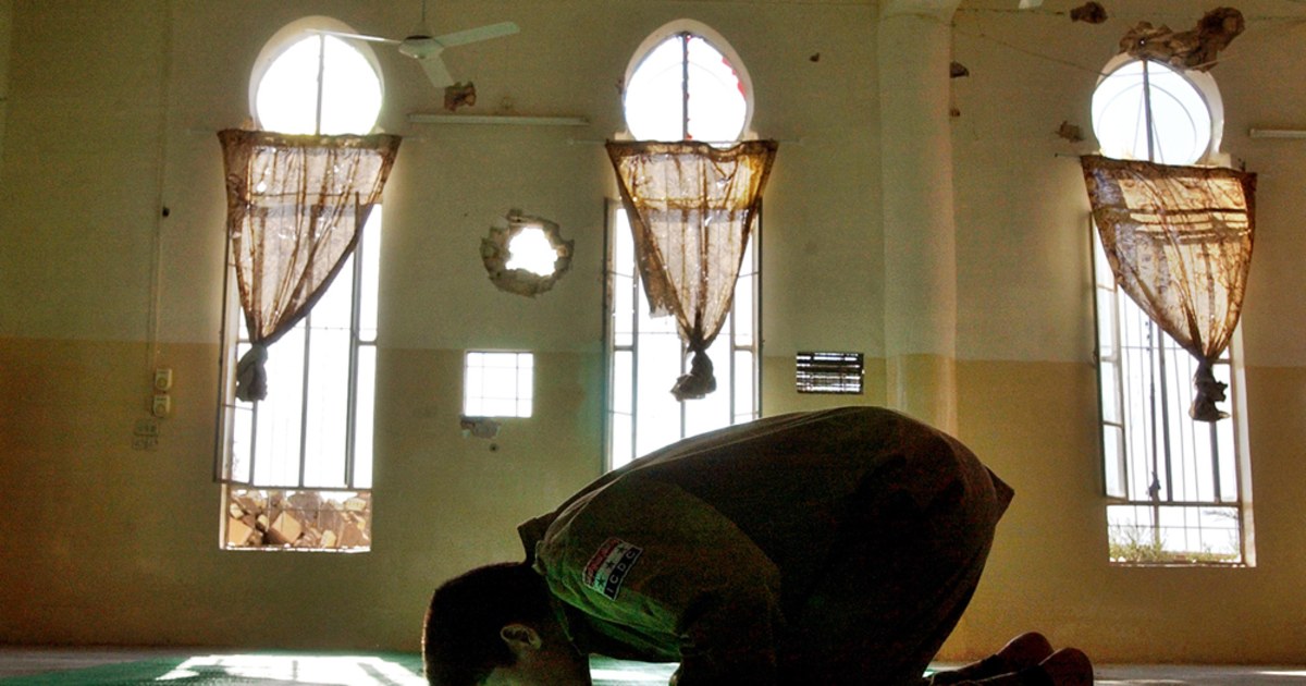 City of mosques and of resistance