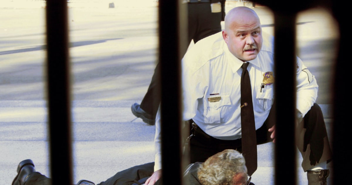 Suicide attempt undermines al-Qaida case