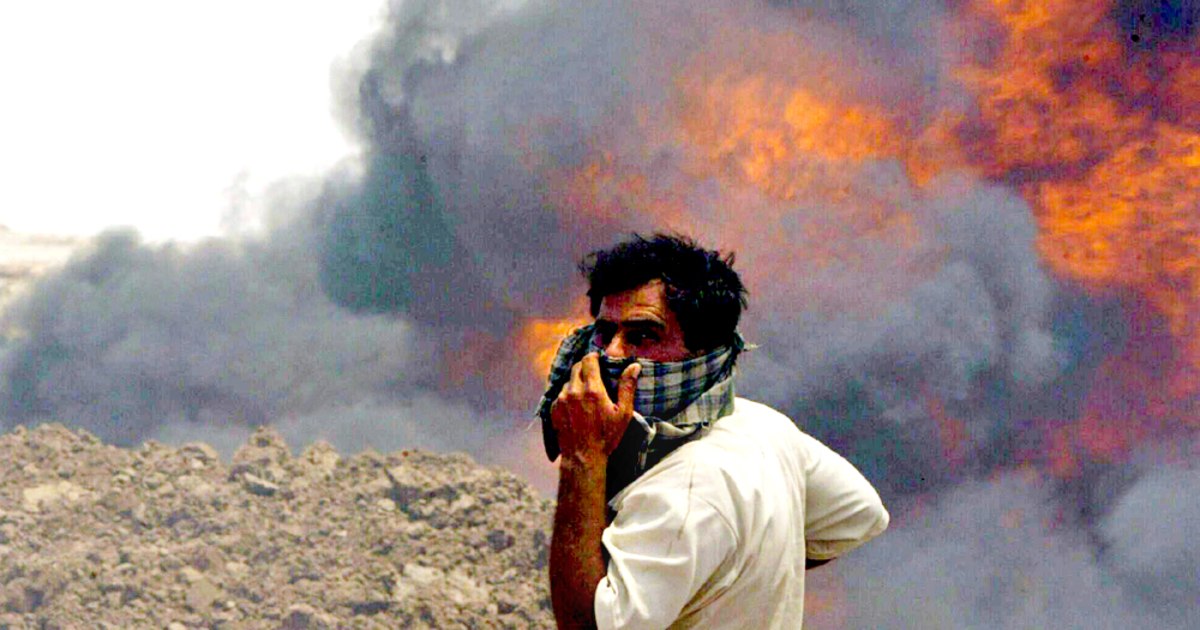 Attacks sabotage Iraq reconstruction