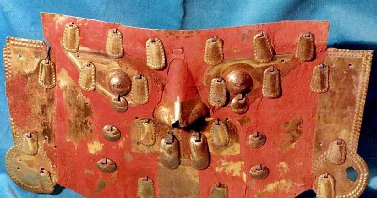 Ancient gold mask going back to Peru